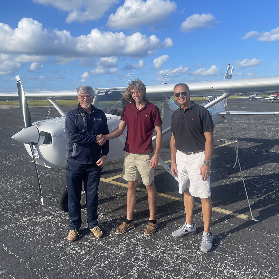 Ray Scholar Milestones in October 2023 | EAA